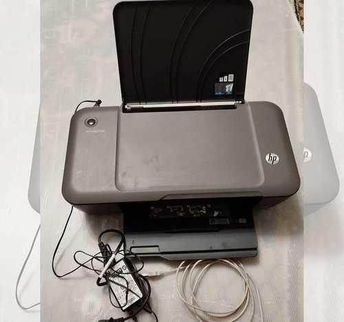 Принтер цветной HP deskjet 1000