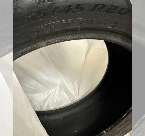 Pirelli Scorpion Ice Zero 2 255/45 R20 105H