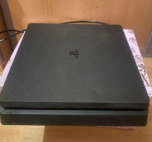 Sony playstation 4 slim