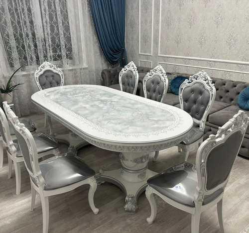Стол и Стулья