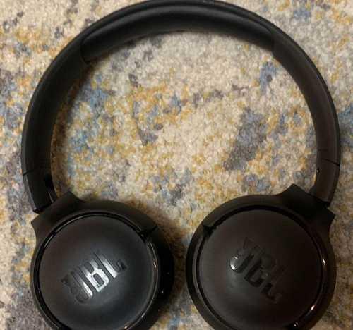 Беспроводные наушники jbl