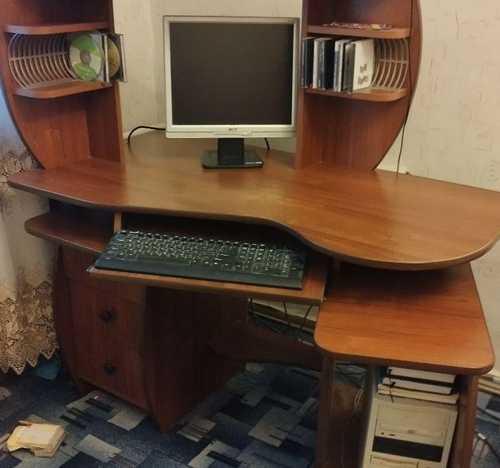 Компьютерный стол бу