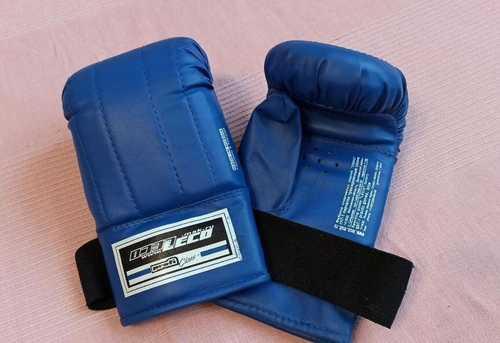 Перчатки тренировочные для бокса единоборств Leco