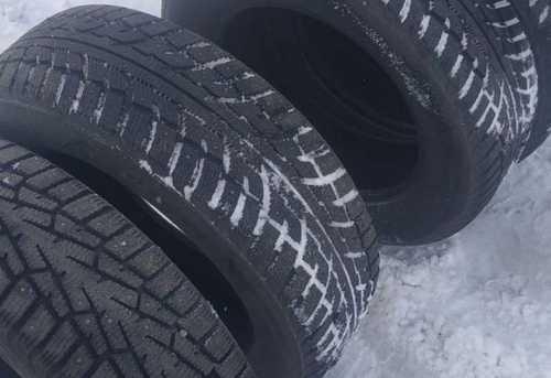 Kumho I'Zen RV Stud KC16 225/65 R17 106T