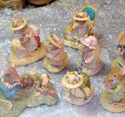 Ежевичная поляна. Фигурки Border fine arts