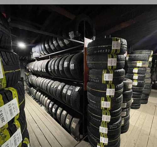 Michelin Energy MXV4 Plus 235/65 R17 104H