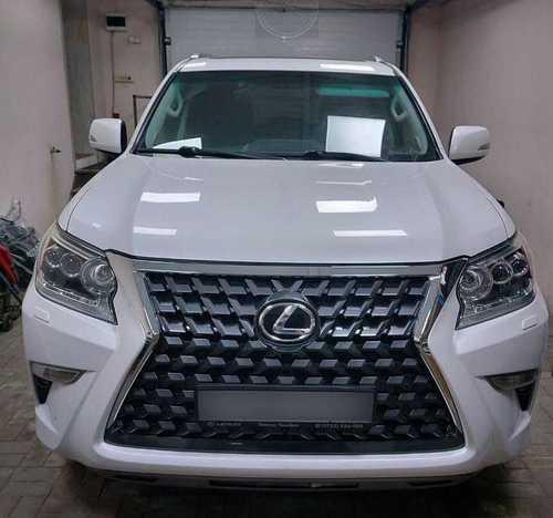 Решетка радиатора Lexus GX460 Стиль 2020