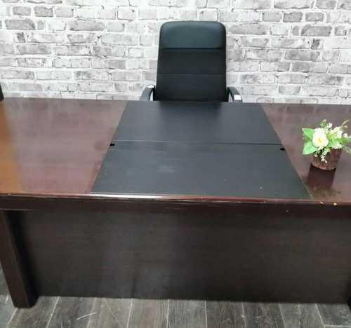 Стол руководителя б/у