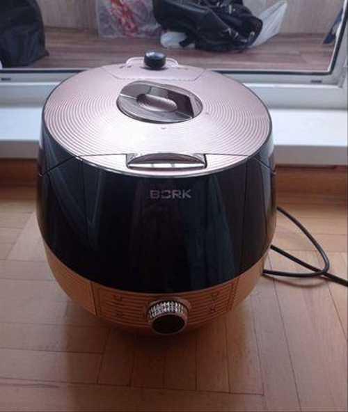 Мультиварка bork u803