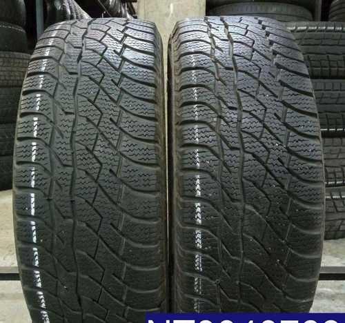 Viatti Bosco S/T V-526 215/55 R17 94T