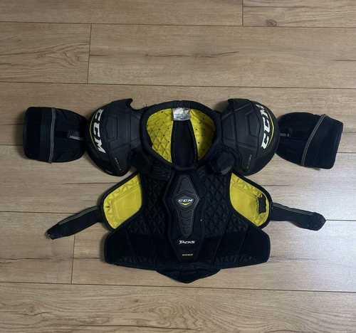 Нагрудник хоккейный CCM tacks 6052