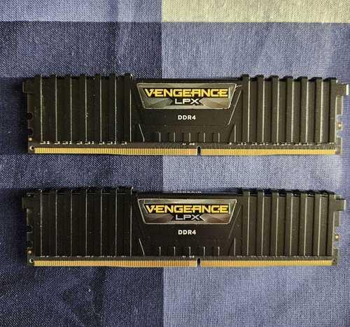 Corsair Vengeance LPX 16 Гб (2x8 Гб) DDR4 dram 320