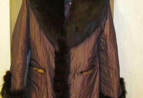Пальто женское на натуральном меху