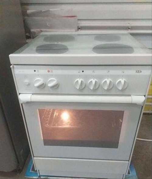 Плита кухонная с духовкой