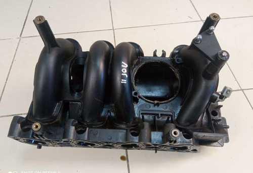 Коллектор впускной Renault Logan 1