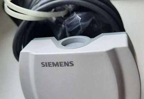 Датчик температуры канальный Siemens QAM2120.600