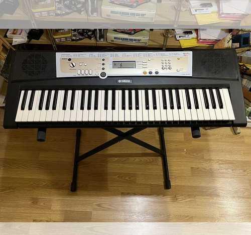 Синтезатор yamaha psr -r200