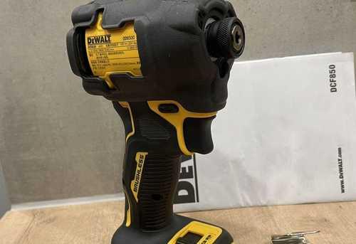 Винтоверт,импакт Dewalt DCF850 +чехол защитный