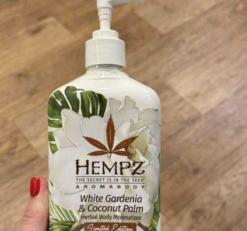 Hempz молочко white gardenia & coconut palm