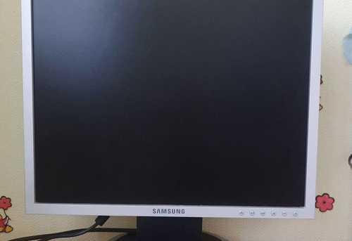 Монитор Samsung 940N 15"