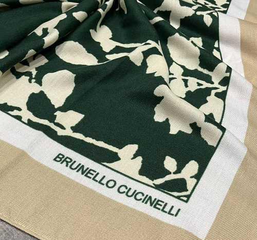 Шерстяной теплый платок Brunello Cucinelli зеленый