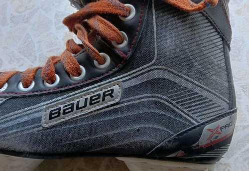 Хоккейные коньки bauer vapor, нагрудники, шорты