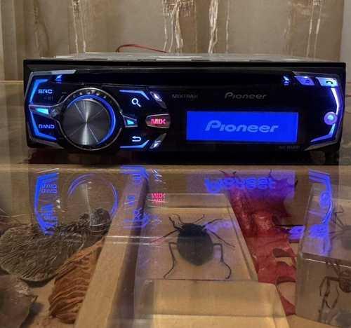 Магнитола Pioneer DEH-X8500BT