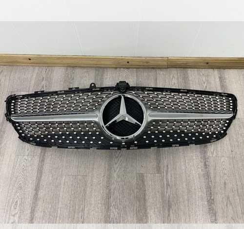 Решетка радиатора mercedes w218 даймонд
