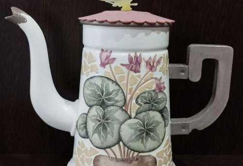 Кашпо-кофейник, стилизованный под вазу