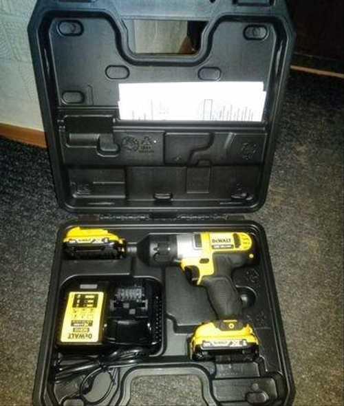 Шуруповерт Dewalt DCF 815 D2 ударная