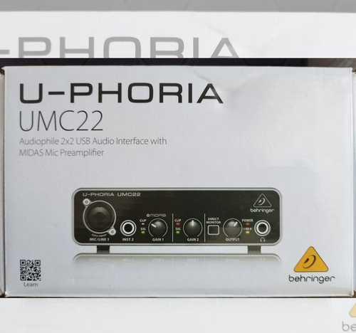 Внешняя звуковая карта behringer umc22