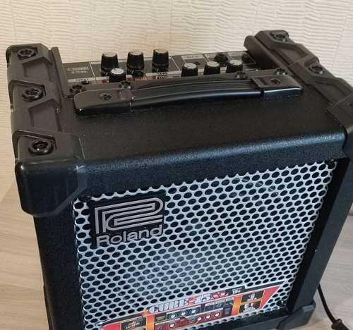 Roland Cube-15XL Комбоусилитель