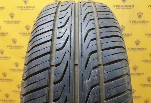 Kumho Power Max 769 205/60 R15