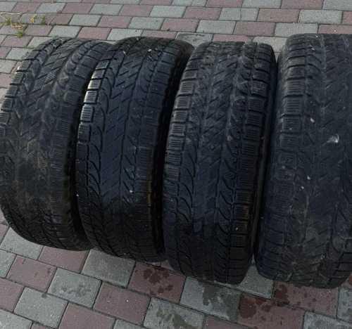 Bfgoodrich Altika 215/65 R16