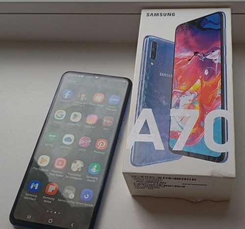 Samsung Galaxy A70, 6/128 ГБ