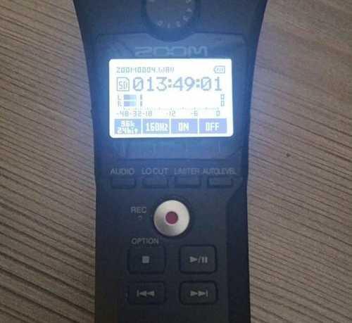 Рекордер Zoom H1n (диктофон)