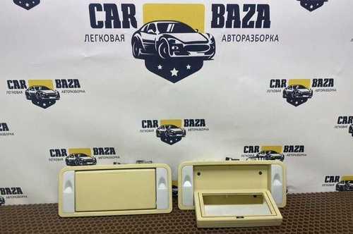 Плафон внутреннего освещения Audi A8