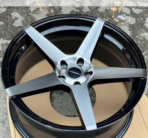 Диски R19 Vossen CV3 8,5J 5-114,3 вогнутые