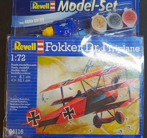 Сборная модель самолёта Fokker Dr.I фирмы Revell в