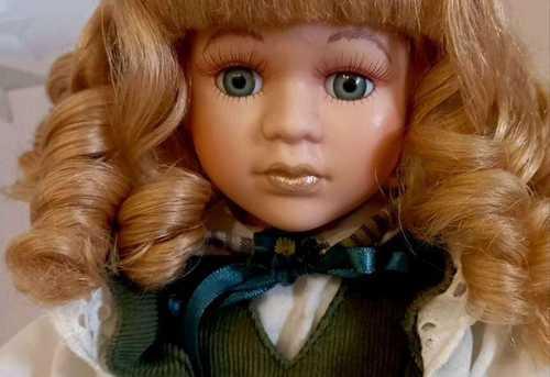 Коллекционная фарфоровая кукла Leonardo