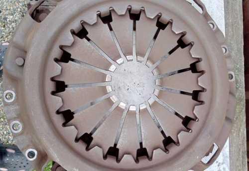 Корзина сцепления на isuzu NQR75/NPR75