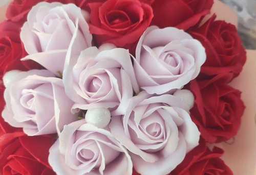 Букет красных роз сердце мыльные