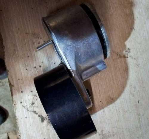 Натяжные ролик Газель 4216