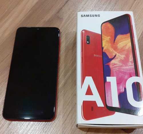 Samsung Galaxy A10, 2/32 ГБ