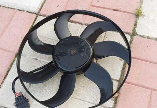 Вентилятор радиатора охлаждения двс на Skoda Fabia