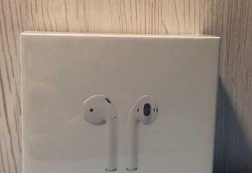 Apple airpods with charging case 2