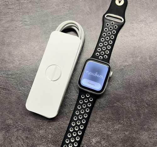 Apple Watch SE Nike 40 Оригинал