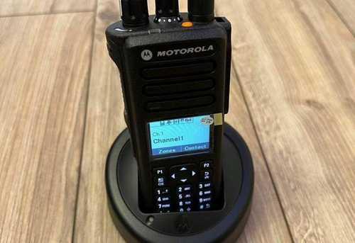 Портативная радиостанция VHF DP4801 E Motorola