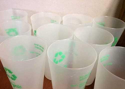 Стаканы пластиковые для напитков