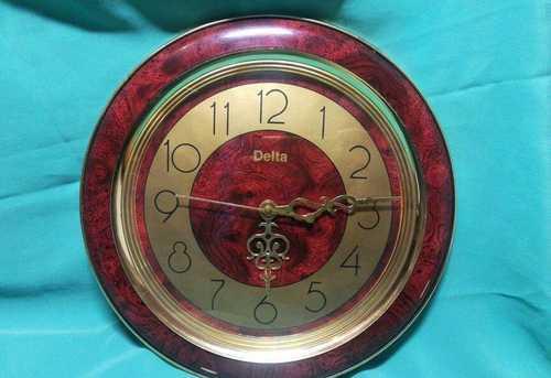 Часы настенные кварцевые,диаметр 28 см,хор.состоян